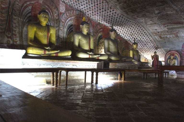 The amazing Buddhist temples of Sri Lanka - Unique Travel