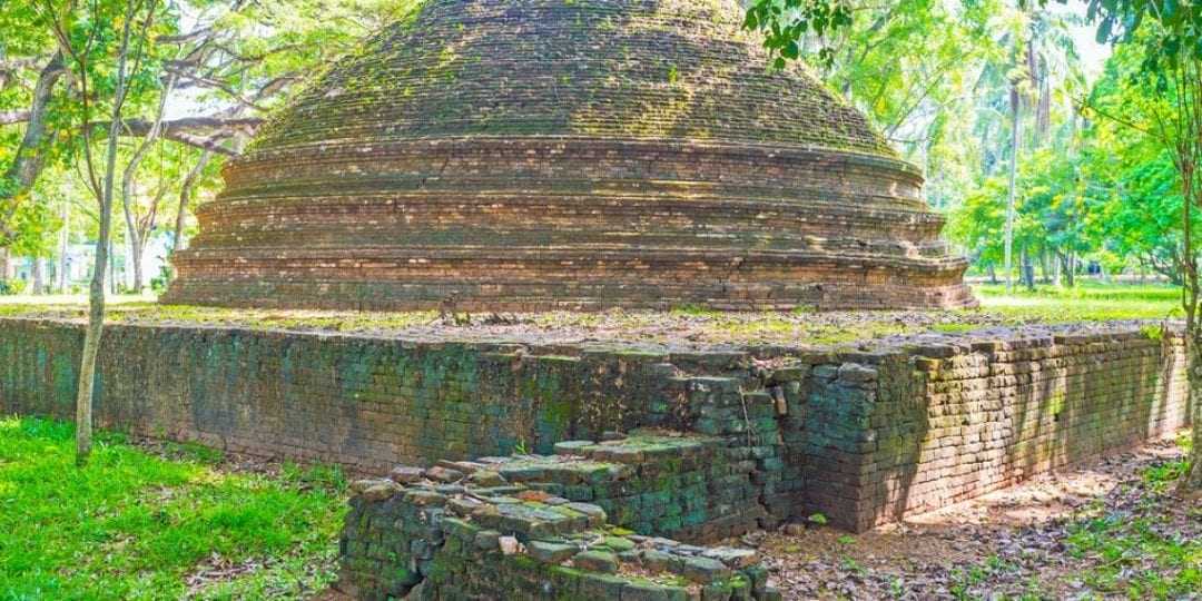 The ancient city of Panduwasnuwara - Unique Travel